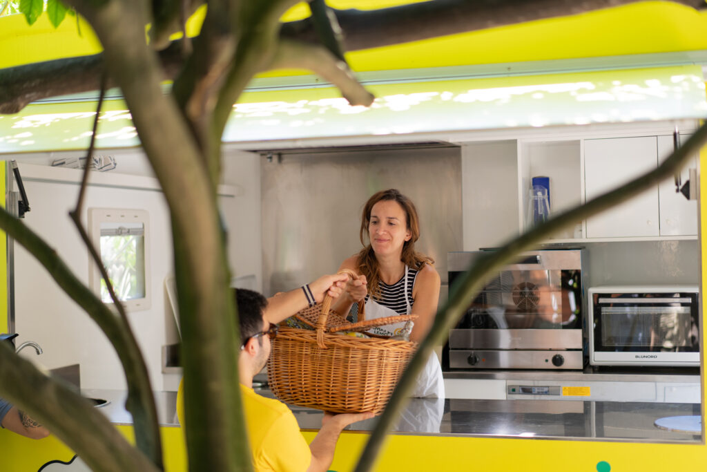 Lemon picnic experience 10:15 am – Amalfi Lemon Experience